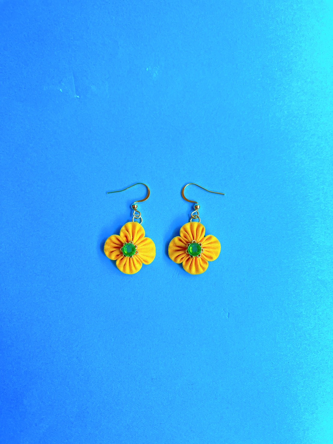 S 16056343 0 - Gifyu